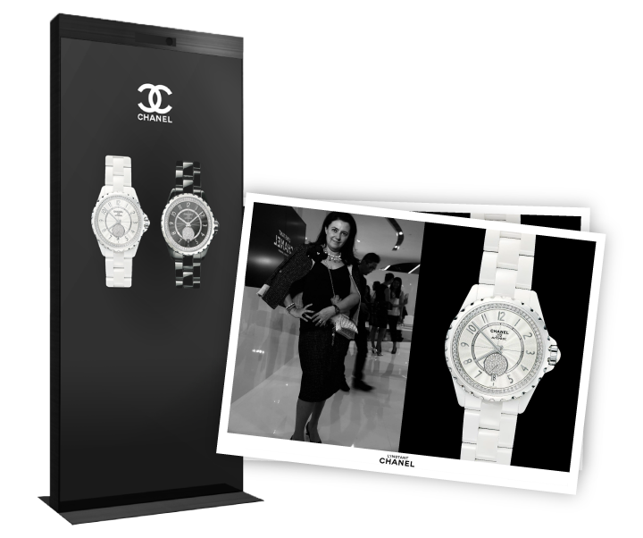 Magic Mirror Photo Booth for Events | Global Leader of Mirror Booth